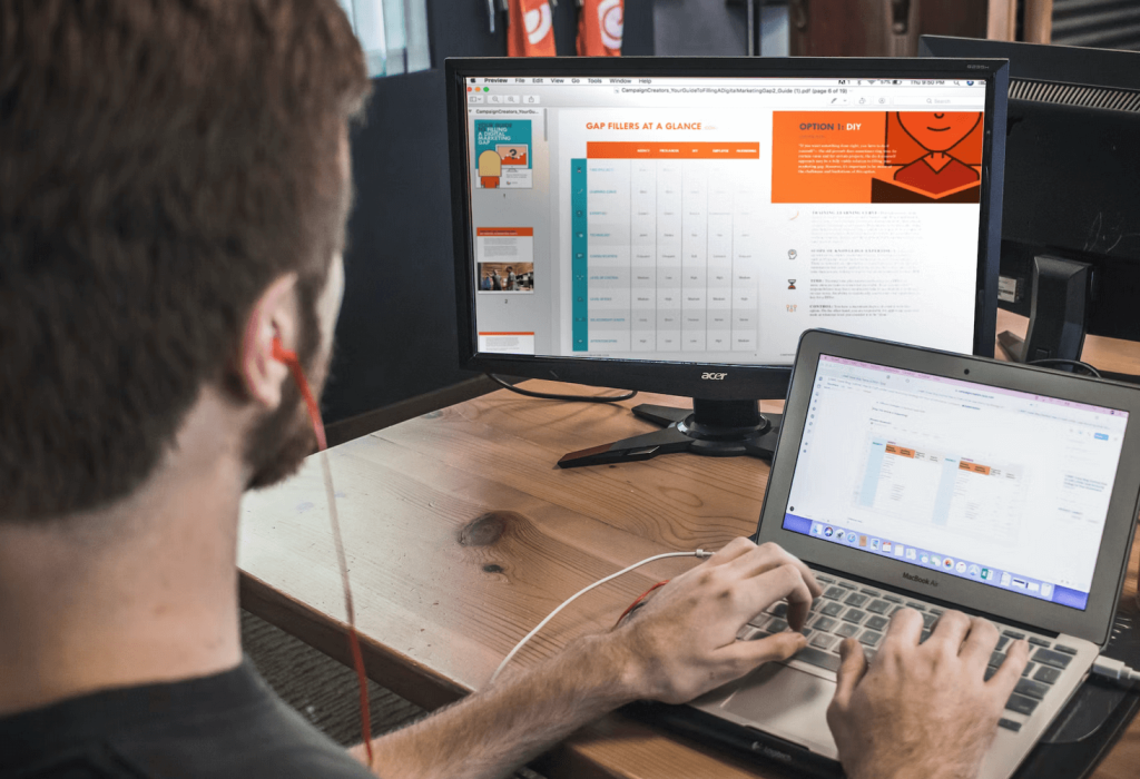 Free AI Transcription Tools - Easy With AI